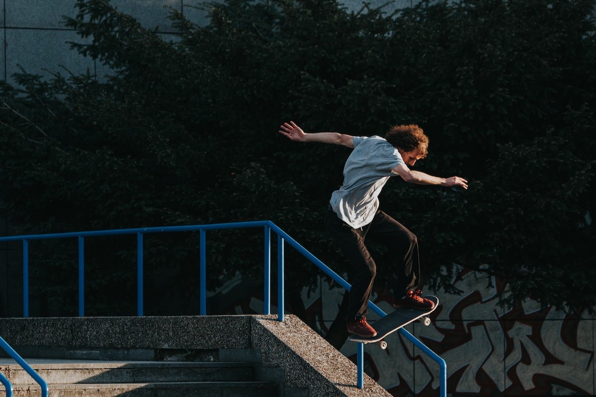 How to Do a Darkslide: Master the Classic Skateboarding Trick ...